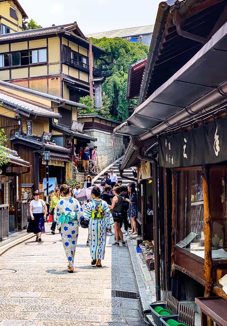 35+ Japan Bucket List Experiences – Travelgal Nicole Travel Blog